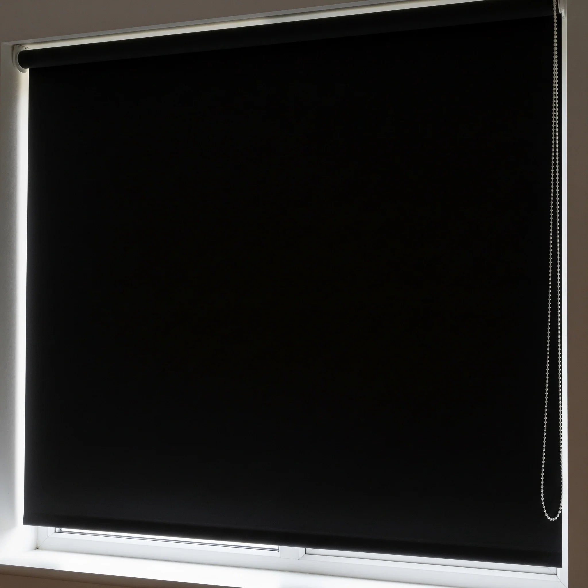 Improve Sleep with Blackout Roller Blinds | Sleep Better Today ...
